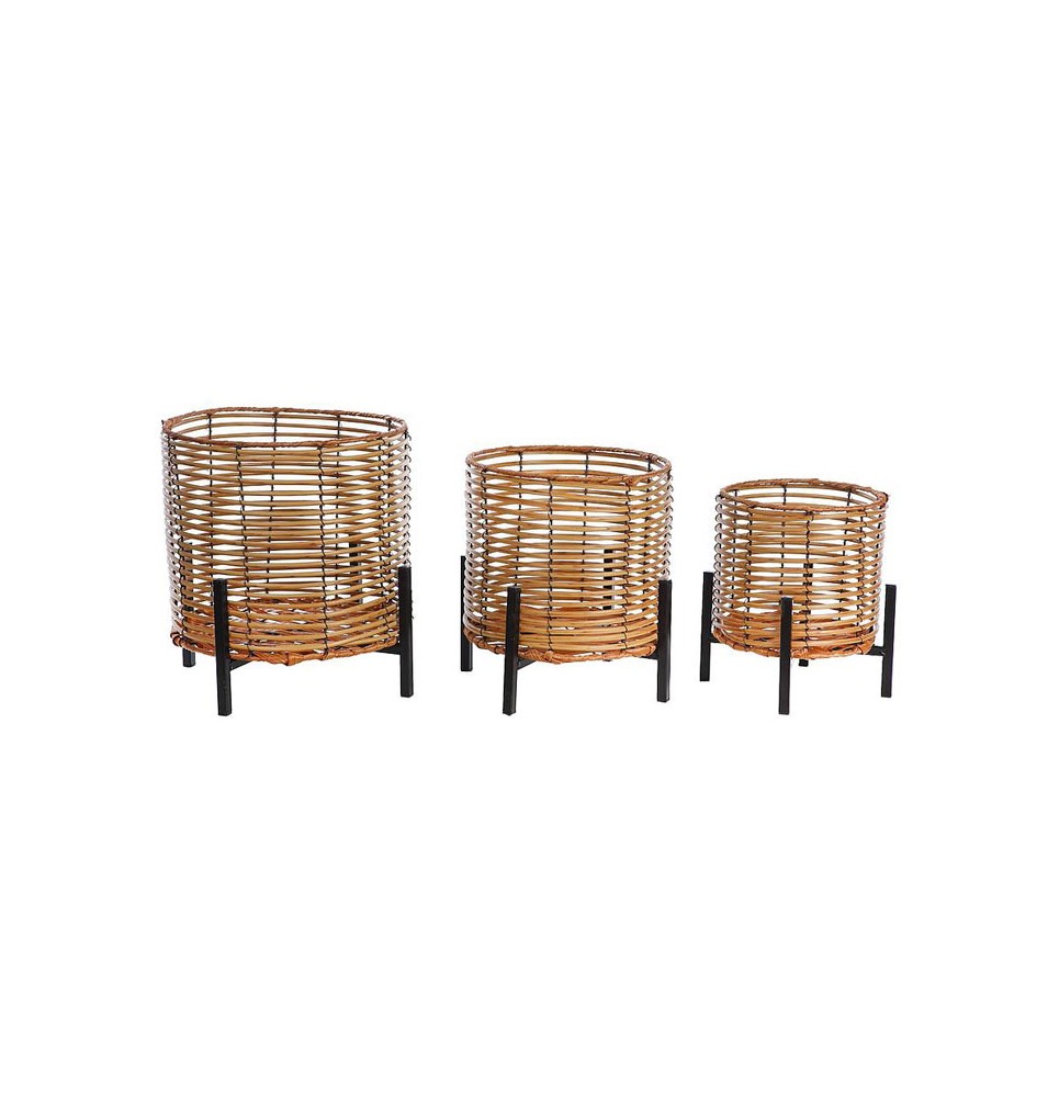 SET DE TRES MACETEROS DE RATTAN CON PIE METÁLICO